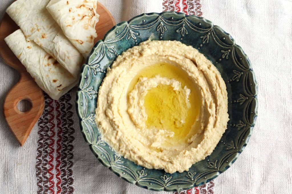 Easy Authentic Lebanese Hummus with Tahini - Medmunch