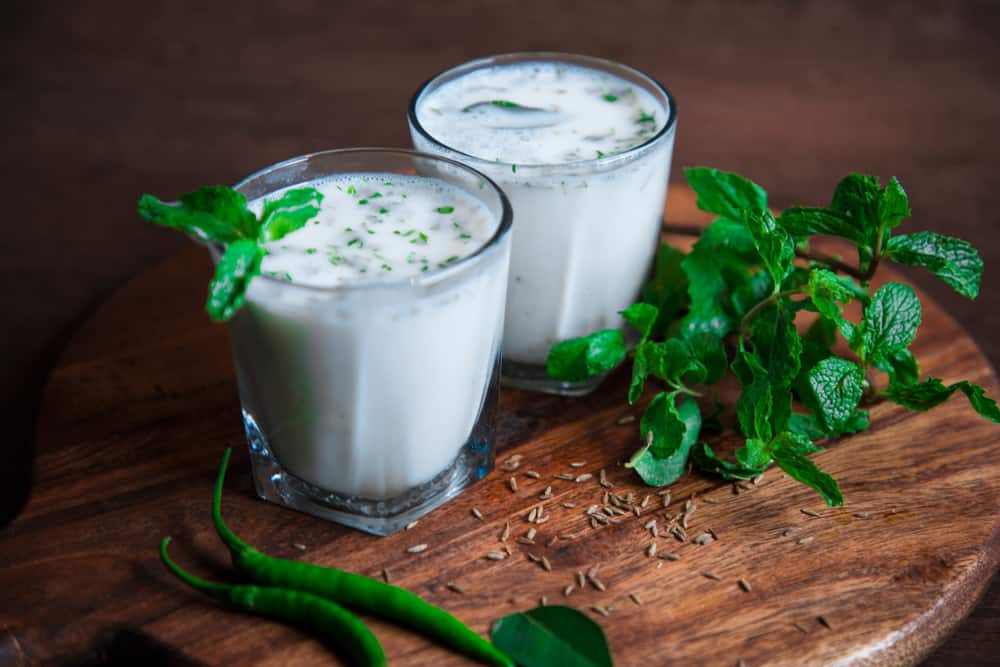 What Does Buttermilk Taste Like Definitive Guide Medmunch