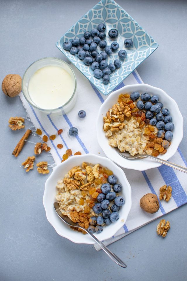 How to Make the Healthiest Mediterranean Diet Oatmeal - Medmunch