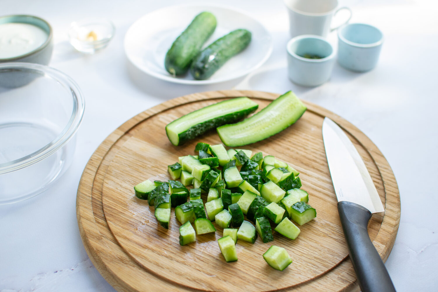 Lebanese Cucumber Yogurt Salad (Khyar Bi Laban) - Medmunch